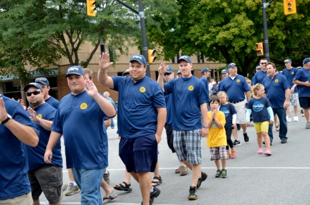 Lodge 128 Keeps on Marching - Canadian Boilermakers